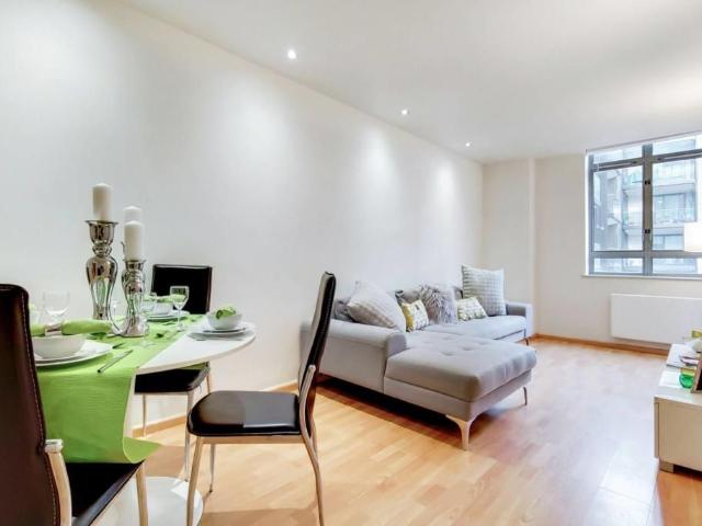 City Road, Old Street, London EC1V, 1 bed flat to rent, £2,695 pcm | PrimeLocation