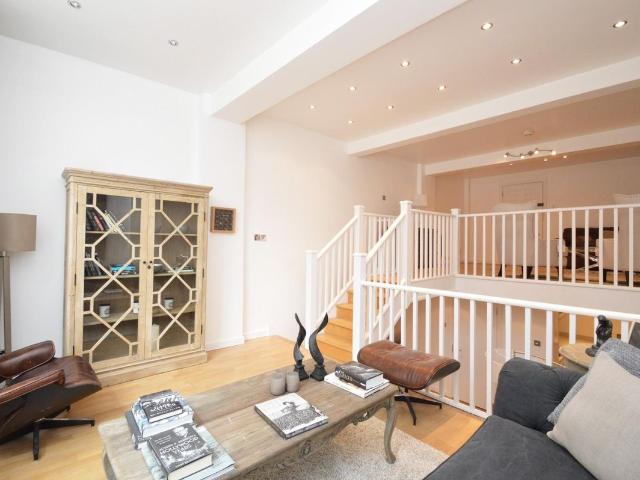 City Road, London EC1V, 2 bed flat to rent, £3,500 pcm | PrimeLocation