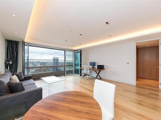 City Road, London EC1V 1 bed flat to rent £3,700 pcm £854 pw