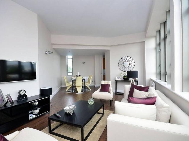 City Road, London EC1V 2 bed apartment to rent £3,795 pcm £876 pw