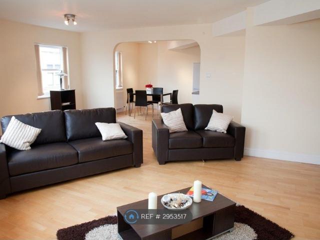 City Road, London EC1V, 2 bed flat to rent, £2,950 pcm | PrimeLocation