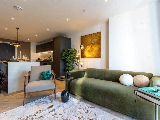 City Road, London EC1V, 2 bed flat to rent, £3,600 pcm | PrimeLocation