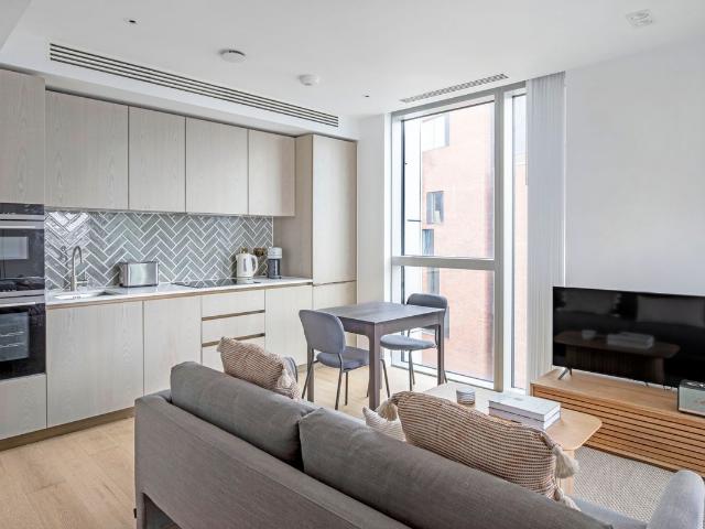 City Road, London EC1V, Studio to rent, £2,600 pcm | PrimeLocation