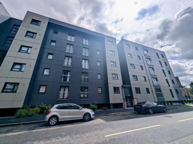 City Road, Manchester M15, 2 bed flat to rent, £1,350 pcm | PrimeLocation
