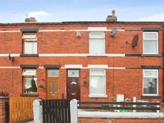 City Road, St Helens WA10, 2 bed terraced house to rent, £825 pcm | PrimeLocation