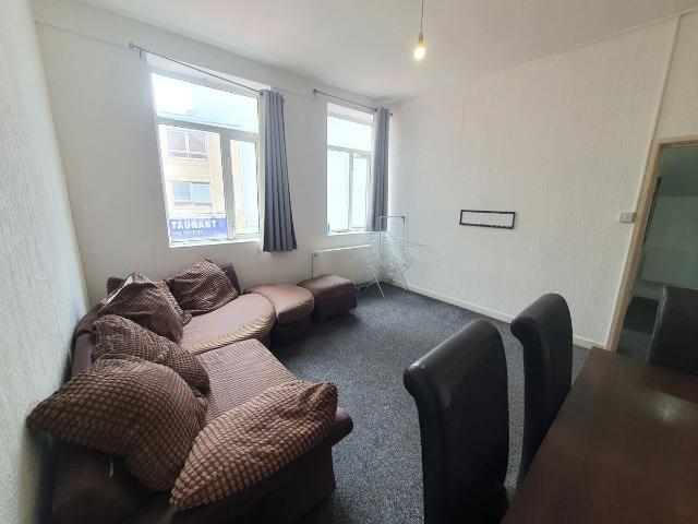 City Road, Roath, Cardiff CF24, 1 bed flat to rent, £725 pcm | PrimeLocation