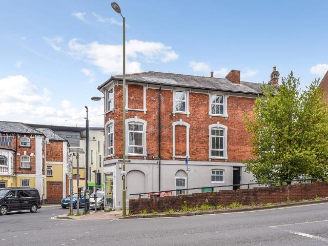 City Road, Winchester SO23, Room to rent, £950 pcm | PrimeLocation