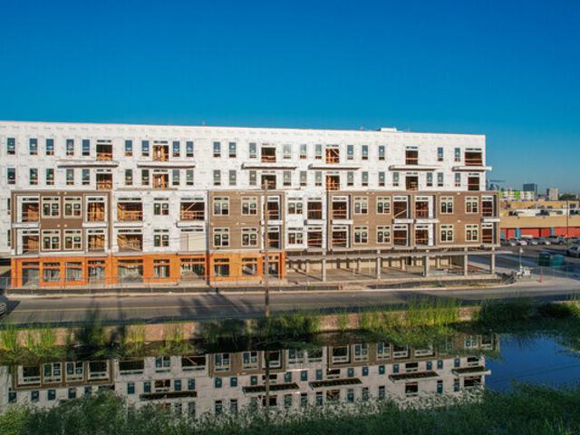 City Sophistication: Stylish One Bedroom Style
