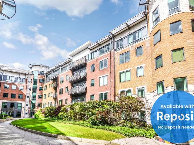 City South, City Road East, Southern Gateway, Manchester M15, 2 bed flat to rent, £1,150 pcm | PrimeLocation