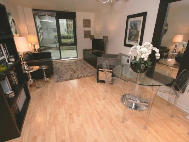 City South, City Road East. 1 bed apartment to rent £1,075 pcm £248 pw
