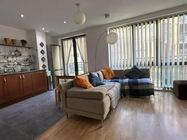 City South, 39 City Road East, Manchester, M15 4TD, United Kingdom | 2 bed apartment for rent #140227335 | Rentberry