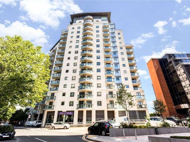 City Tower, Limeharbour. 1 bed apartment to rent £1,950 pcm £450 pw