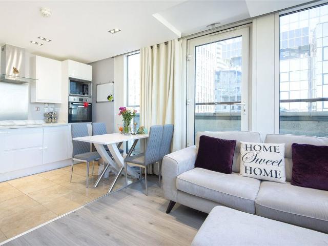 City Tower, 3 Limeharbour E14, 2 bed flat to rent, £2,650 pcm | PrimeLocation