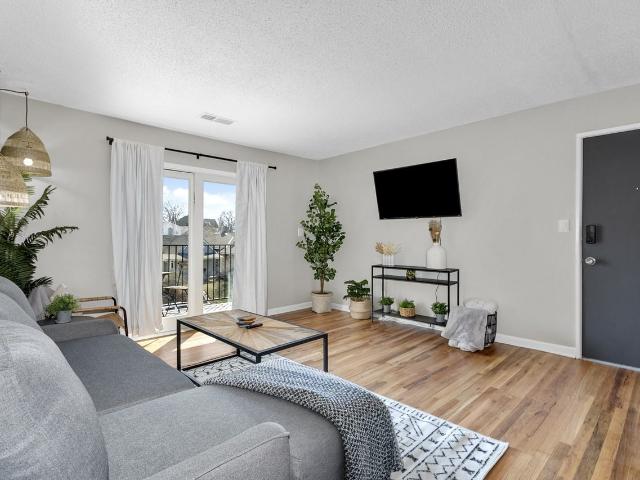 City View 1 Bedroom Apartment for Rent at 512 Splitlog Ave, Kansas City, KS 66101 Riverview