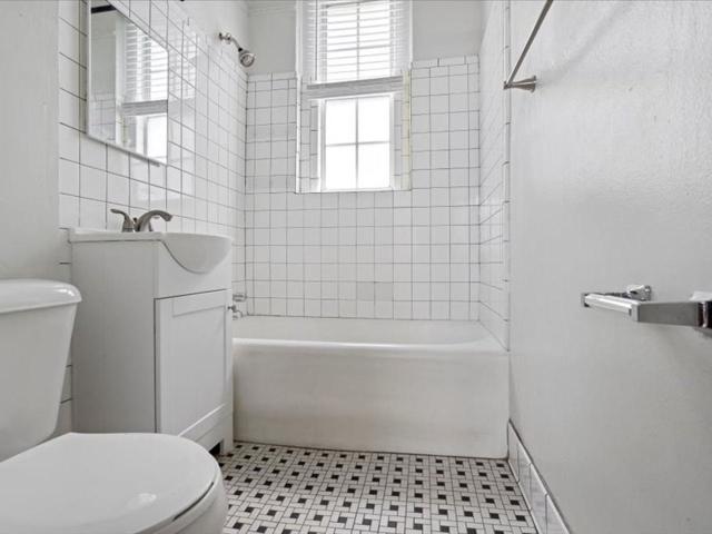 City View 1 Bedroom Apartment for Rent at 144 W Henry St, Spartanburg, SC 29306