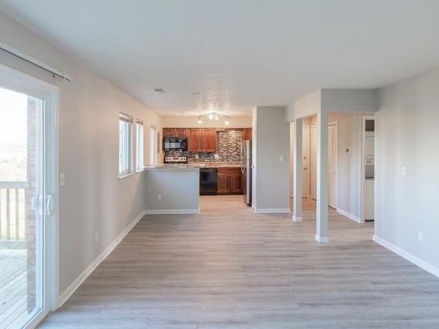 City View Apartments 2 Bedroom Apartment for Rent at 95 Kentucky Dr, Newport, KY 41071