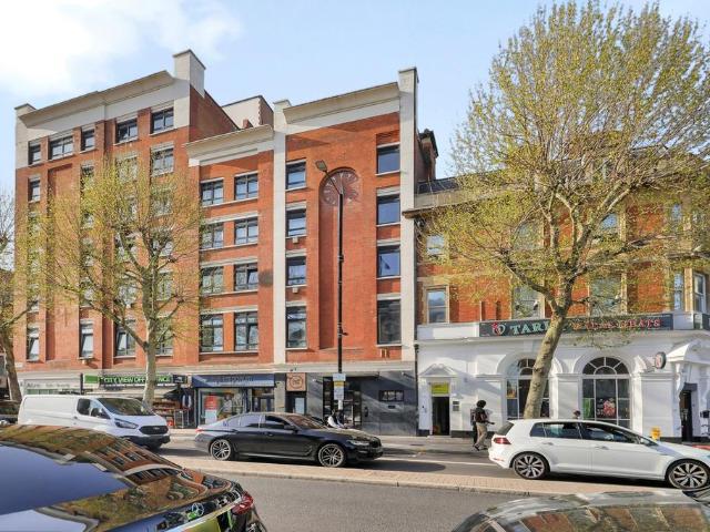 City View House, 463 Bethnal Green. 2 bed apartment to rent £2,400 pcm £554 pw