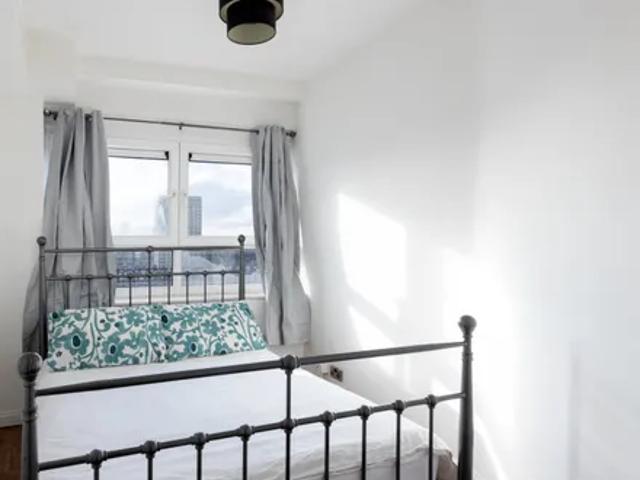 City View Off Licence, 457 457a Bethnal Green Road, London, E2 9QH, United Kingdom | 2 bed apartment for rent #120747623 | Rentberry