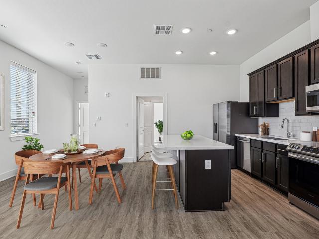 City View Lofts 1 Bedroom Apartment for Rent at 15 N Chenevert St, Houston, TX 77002 Downtown Houston