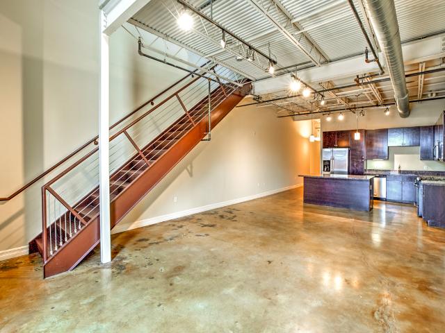 City View Lofts 1 Bedroom Apartment for Rent at 15 N Chenevert St, Houston, TX 77002 Downtown Houston