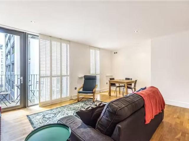 City Walk, London, SE1 3BP