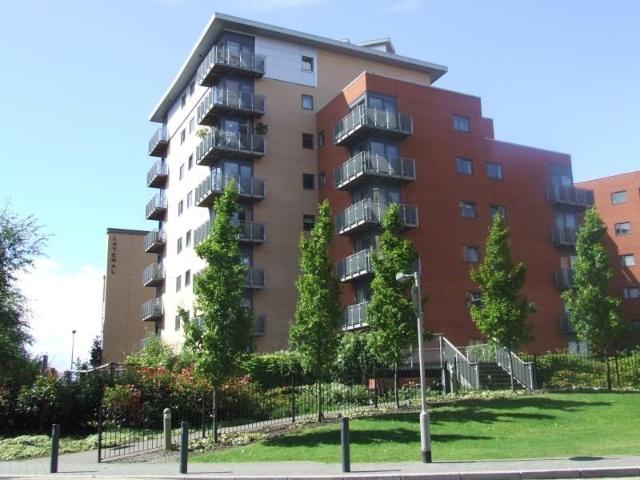 City Walk, Leeds LS11, 2 bed flat to rent, £1,100 pcm | PrimeLocation