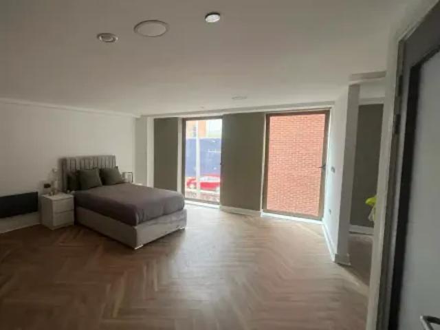 CityGate East Block, 9 Oldham Street, Ropewalks, Liverpool, L1 2AD, United Kingdom | 1 bed apartment for rent #154640344 | Rentberry
