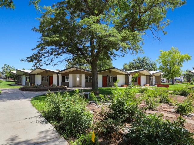 Cityline Bungalows Studio