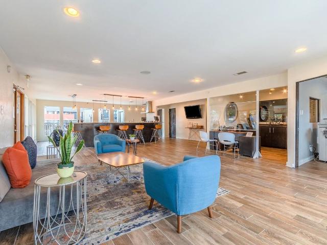 Cityscape Apartments Studio Apartment for Rent at 6466 Ridgecrest Rd, Dallas, TX 75231