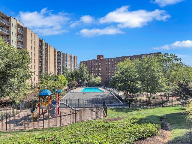 Cityside Huntington Metro 1 Bedroom Apartment for Rent at 6034 Richmond Hwy, Huntington, VA 22303 Huntington