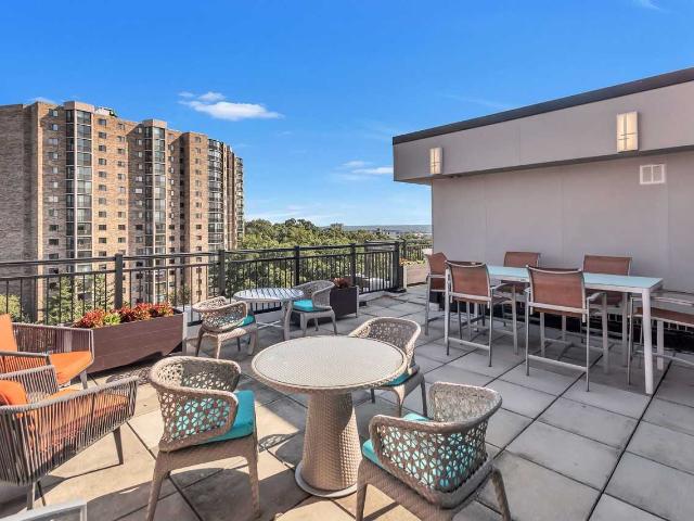 Cityside Huntington Metro 3 Bedroom Apartment for Rent at 6034 Richmond Hwy, Huntington, VA 22303 Huntington