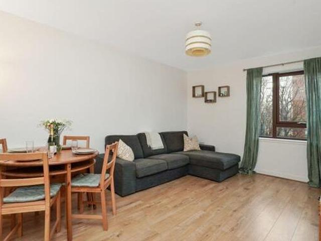 / Citypark Way, Fettes, 2 Bedroom Flat