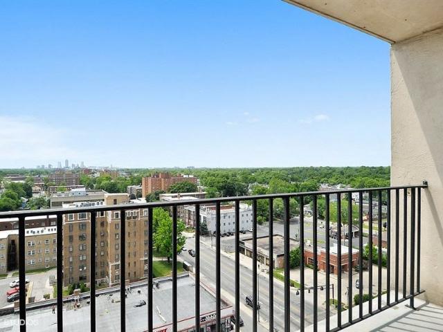 CityView on Meridian 2 Bedroom Apartment for Rent at 3801 N Meridian St, Indianapolis, IN 46208 Meridian Kessler