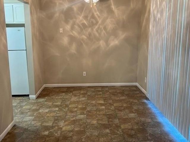 Citadel Apartments 2 Bedroom Apartment for Rent at 8500 Ohern St, Omaha, NE 68127