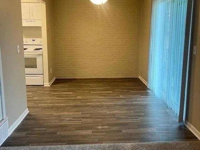 Citadel Apartments 2 Bedroom Apartment for Rent at 8500 Ohern St, Omaha, NE 68127