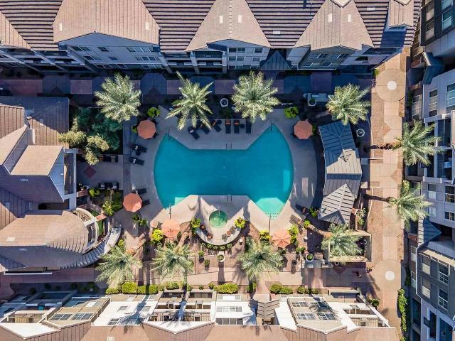 Citi on Camelback 1 Bedroom Apartment for Rent at 909 E Camelback Rd, Phoenix, AZ 85014