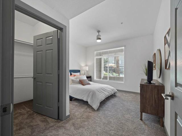 Citi on Camelback 1 Bedroom Apartment for Rent at 909 E Camelback Rd, Phoenix, AZ 85014