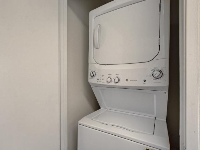 Citrus Apartments 2 Bedroom Apartment for Rent at 60 N Pecos Rd, Las Vegas, NV 89101