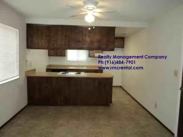 Citrus Heights, CA Duplex $1,695.00 6437 Tupelo Dr