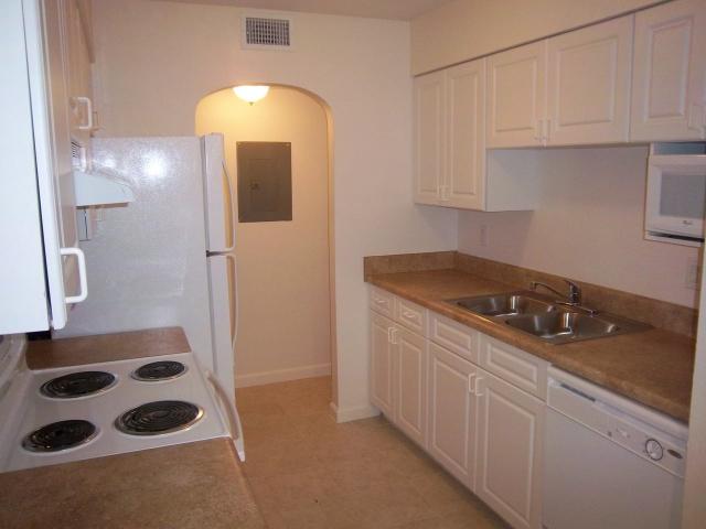 Citrus Meadows Apartments 2 Bedroom Apartment for Rent at 1591 19th Street Ct E, Samoset, FL 34208 Samoset