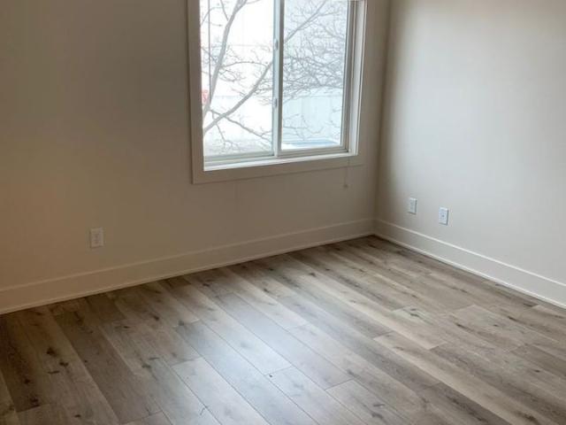 Civic Center Court Apartments Studio Apartment for Rent at 200 Grand Ave, Des Moines, IA 50309 Downtown Des Moines