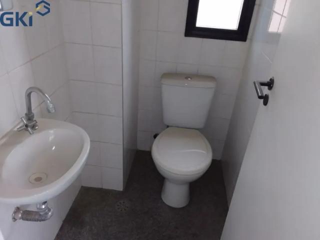 Cj. com. P/locação, 1 sala, 2 banheiros, 1 vaga. Região da Paulista, próximo ao metrô Paulista