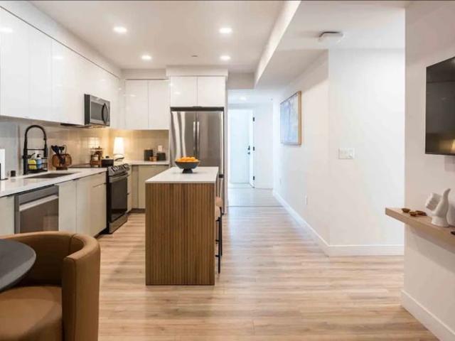 Co living brand new bldg perfect location