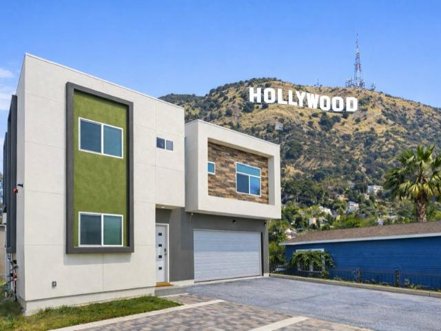 Co living rooms for rent