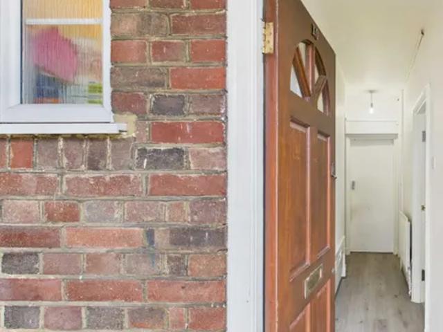 Co op Food, 27 31 Burnt Ash Hill, London, SE12 0AE, United Kingdom | 3 bed apartment for rent #168119565 | Rentberry