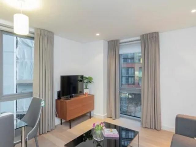 Co op Food, 4 Merchant Square, London, W2 1AS, United Kingdom | 1 bed apartment for rent #126660799 | Rentberry