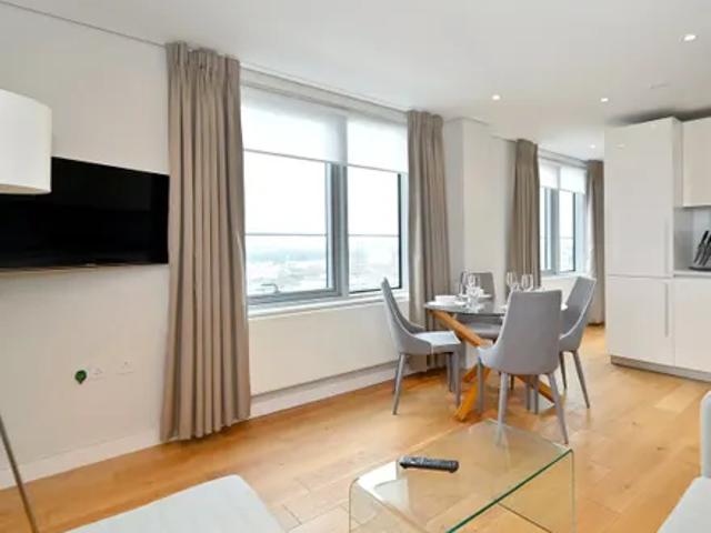 Co op Food, 4 Merchant Square, London, W2 1AY, United Kingdom | 3 bed apartment for rent #155884735 | Rentberry