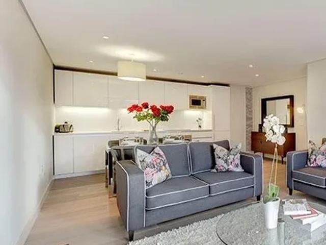 Co op Food, 4 Merchant Square, London, W2 1AY, United Kingdom | 3 bed house for rent #167692976 | Rentberry