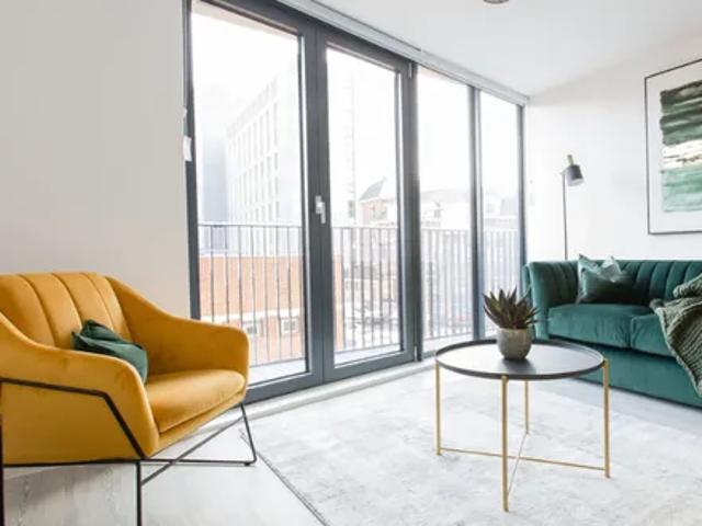 Co Operative, 254 Chester Road, Manchester, M15 4EX, United Kingdom | 1 bed apartment for rent #158586531 | Rentberry