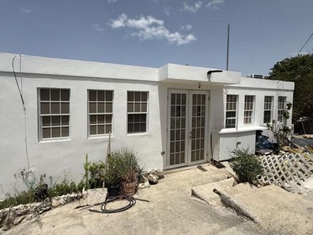 Comunidad Brisas Del Caribe Calle El Tuque #,ponce, Home For Sale